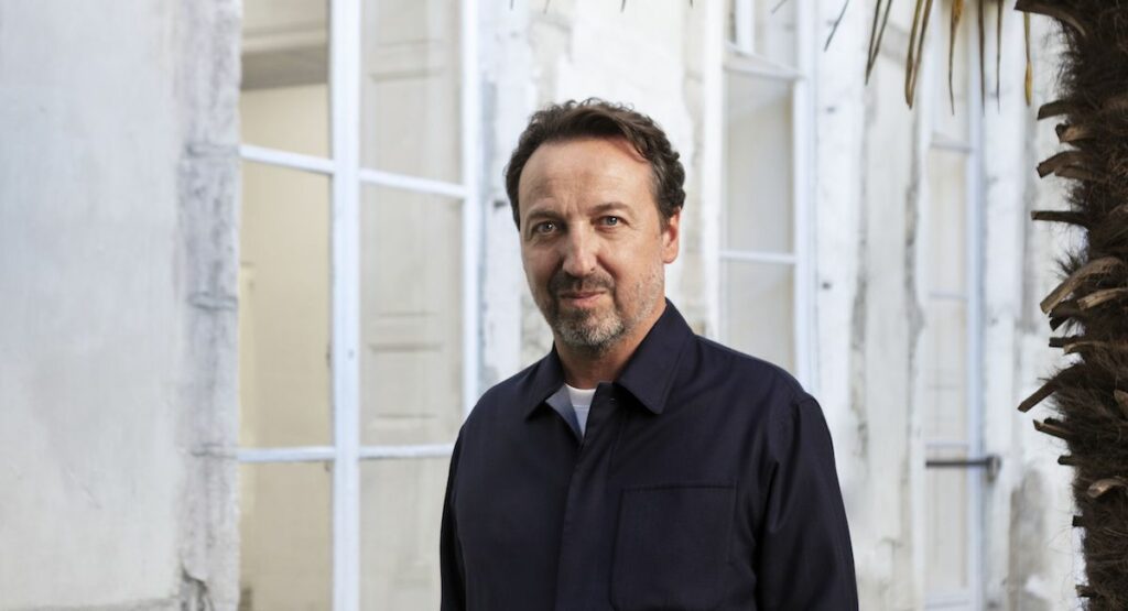 La galerie Perrotin fait revivre le cinéma Del Mar à Los Angeles ...