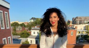 Sonia Dridi (Washington DC) : Je suis journaliste au sein de la Maison ...